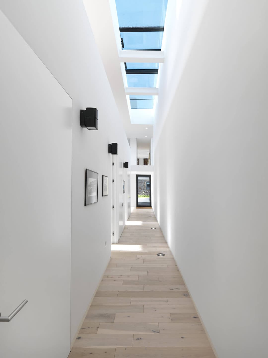 Upside Down House | Loyn + Co Architects