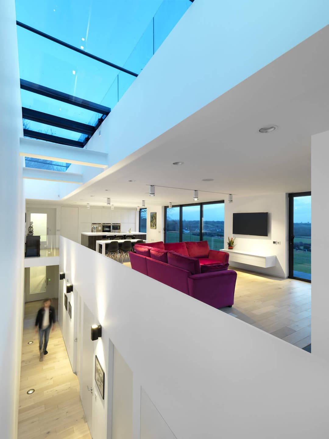 Upside Down House | Loyn + Co Architects